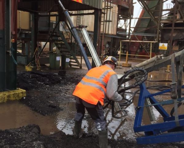 A Safer Method of Industrial Hopper Cleaning